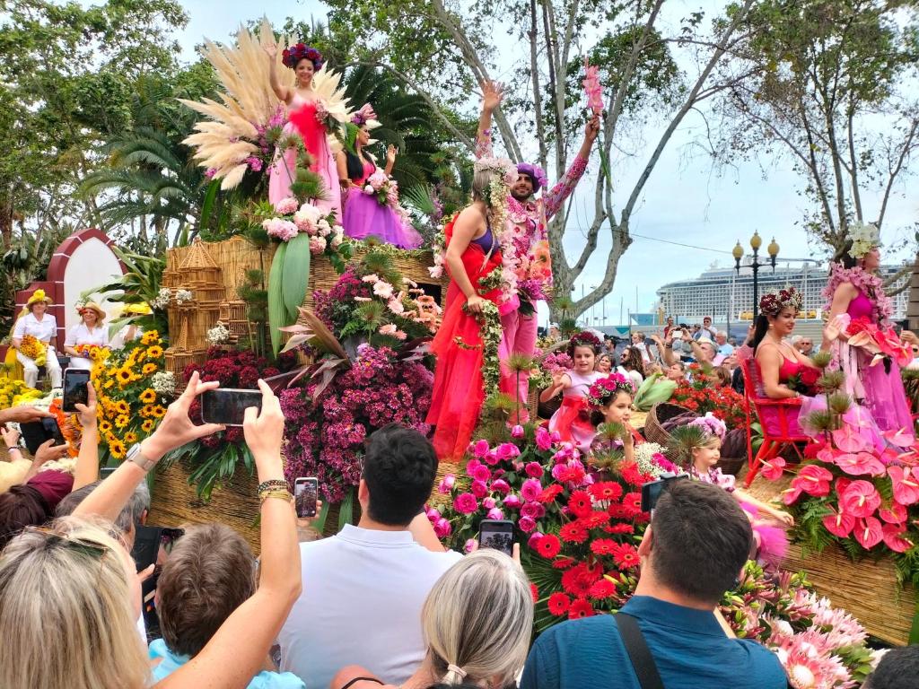 CASA Bela Vista, Machico (updated prices 2025)