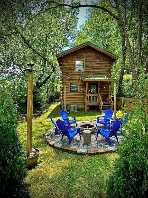 Clover Creek Cabin, Waynesville (updated prices 2026)
