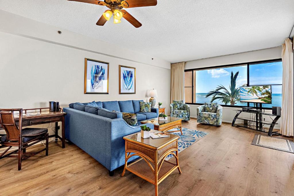 Oceanfront, Corner unit - sk334 - Sullivan, Kahana (updated prices 2025)