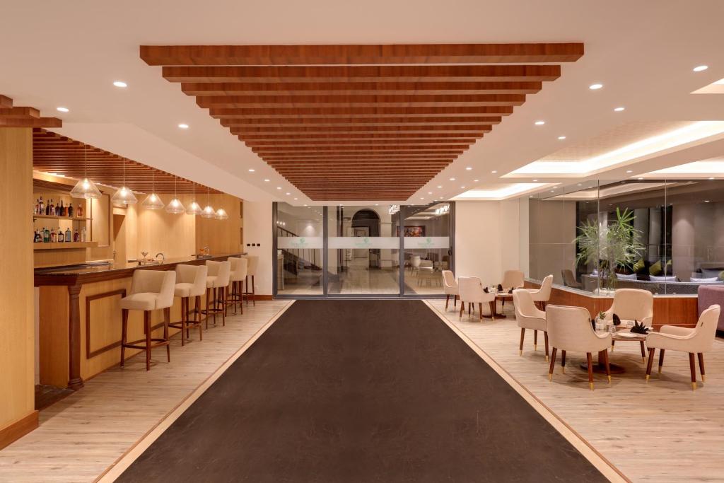 Lemon Tree Premier Budhanilkantha Kathmandu, Nepal, Kathmandu (updated ...