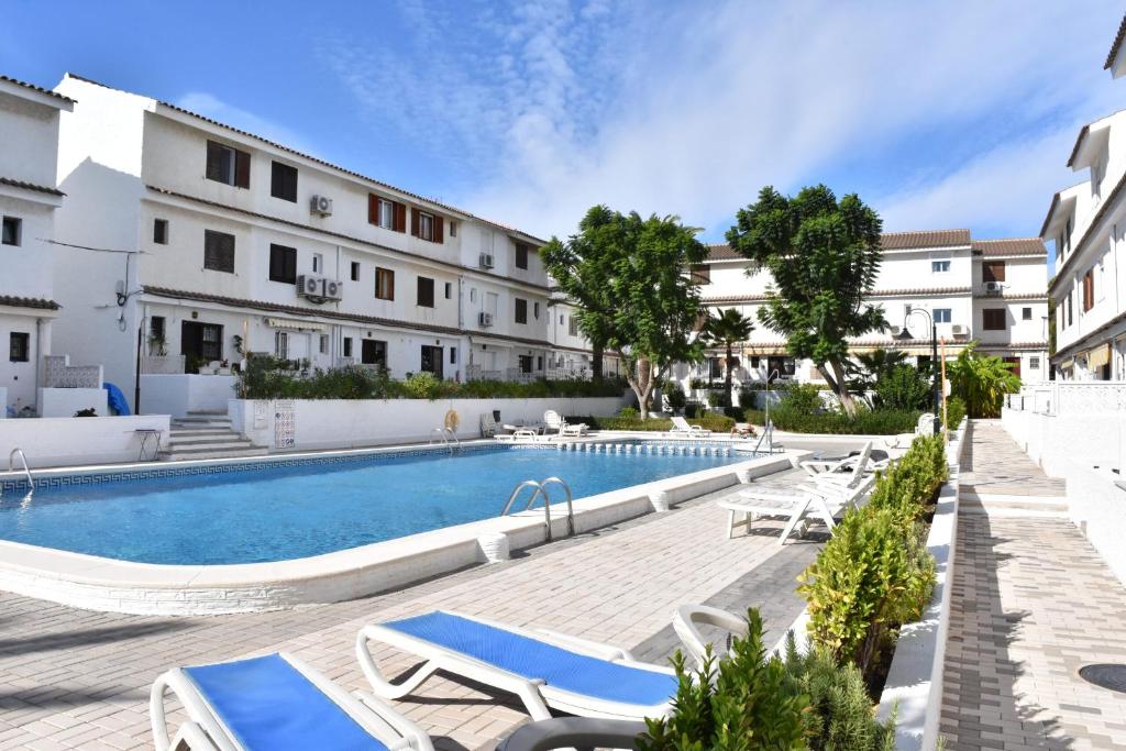 House for up to 6 guests with pool Punta Prima, Torrevieja (updated ...