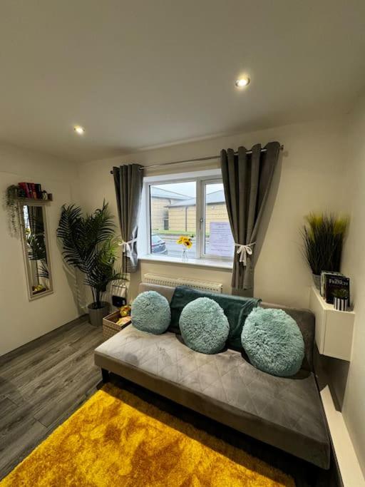 Seashell Studio, Hornsea (updated prices 2025)