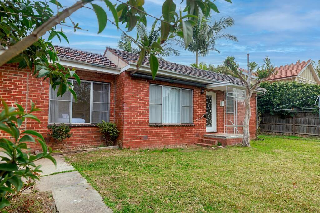 Family house@Blackburn, Blackburn (updated prices 2025)