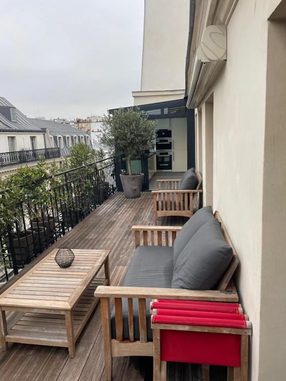 A Terrace in Paris, Paris (prețuri actualizate 2026)