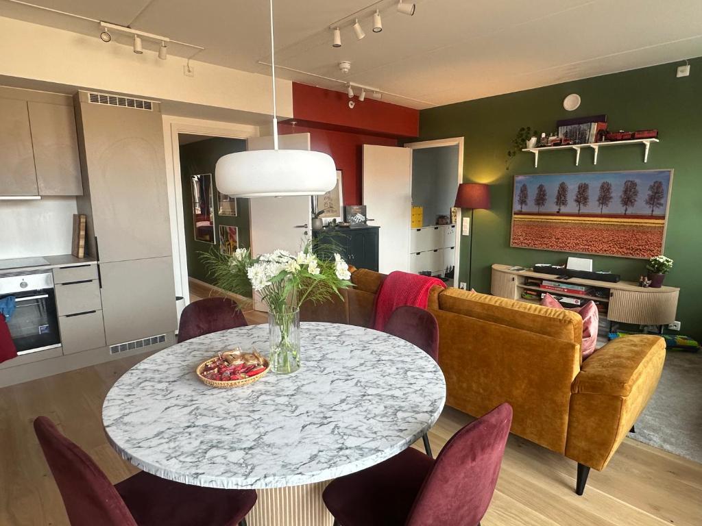 Stylish apartment in a fun neighborhood, Lillestrøm (precios ...