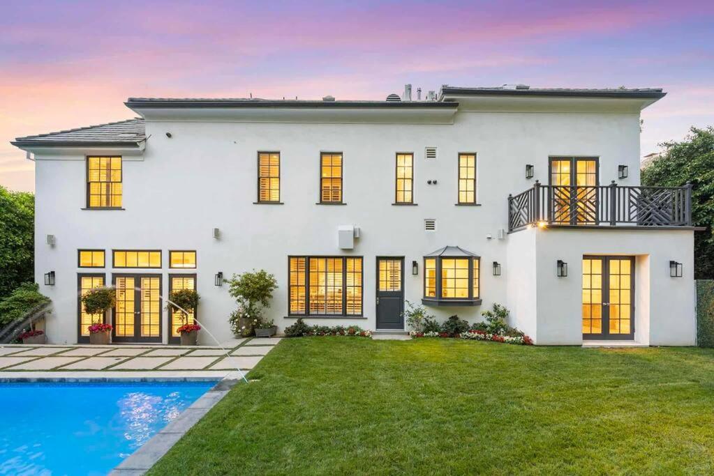 NEW Stunning Hollywood Hills Mansion with Pool and Views, Los Angeles ...