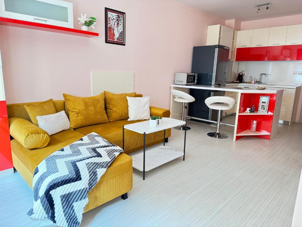 Pavel Home, Burgas (precios actualizados 2025)