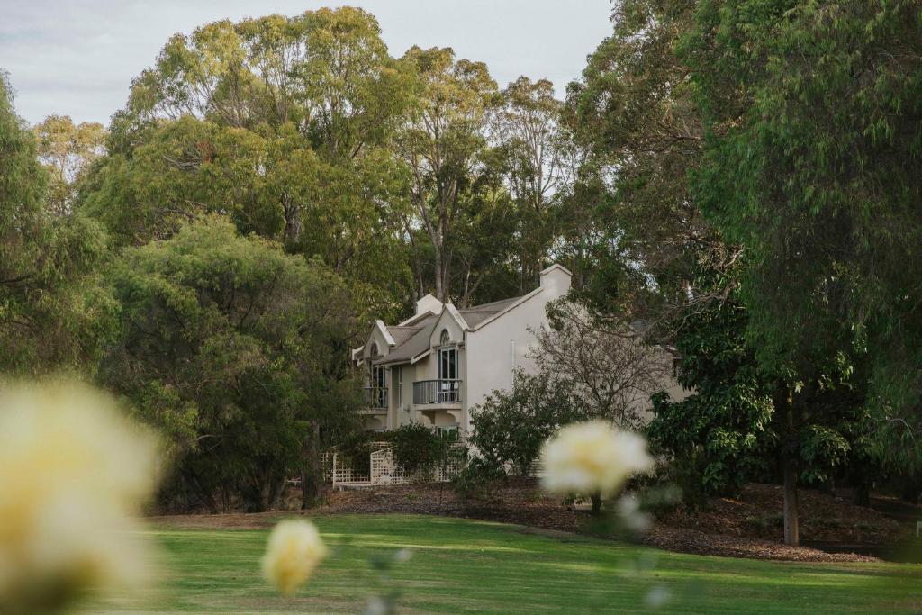 Cape Lodge, Yallingup (updated prices 2025)