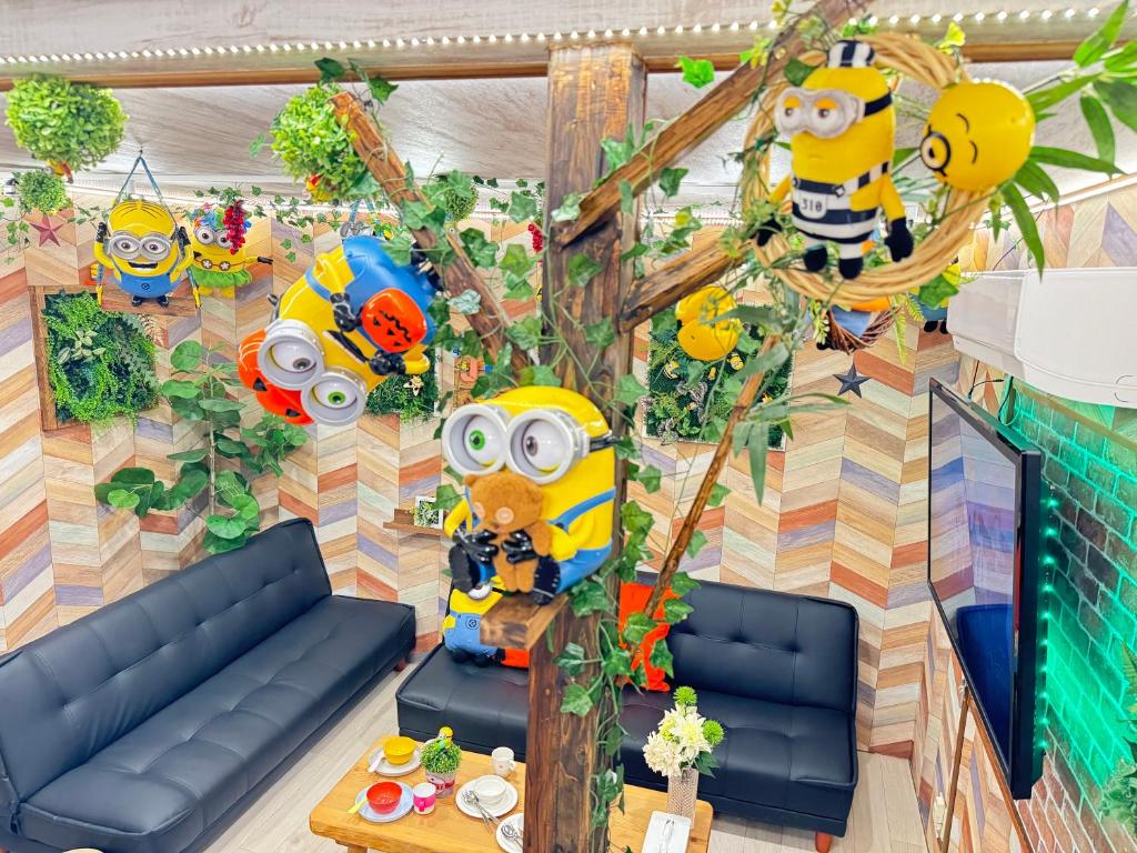 New open Hotel Jungle fun fun J5 Coin parking 500yen for 24hours USJ10 ...