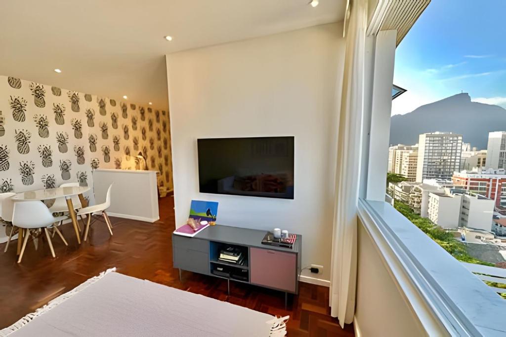 Leblon Beach&Bars Experience, Rio de Janeiro (updated prices 2025)