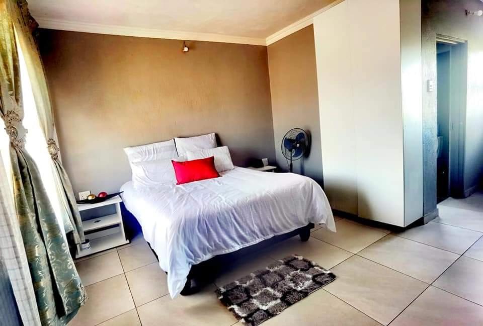Monavy Riverside Hotels in Tzaneen, Lenyenye (updated prices 2025)