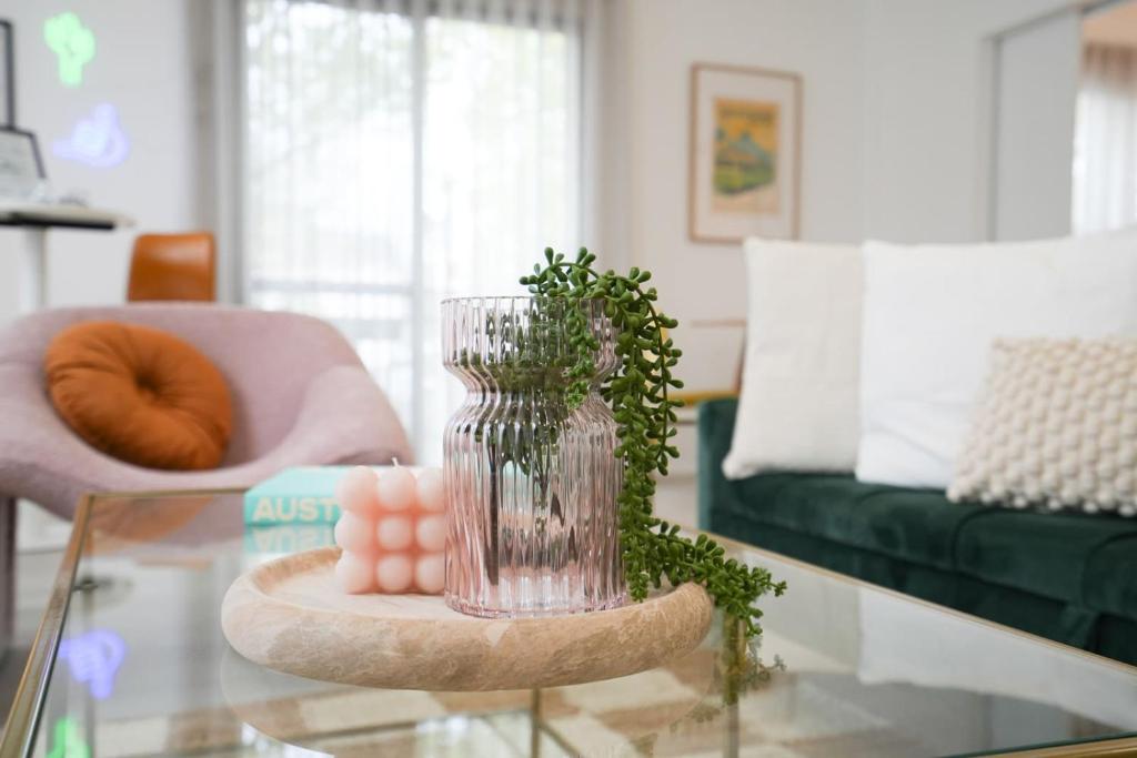 2BDR 1BTH 1PRK - James Jem, Perth (updated prices 2025)