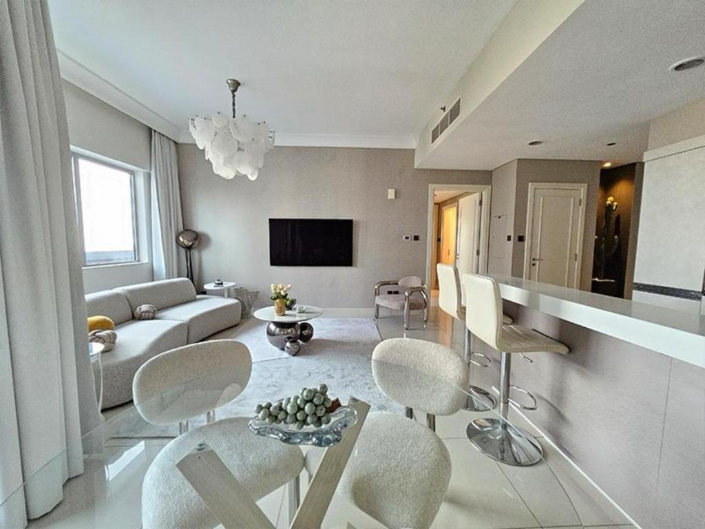 Beyond Luxury Two Bedroom Apartment in The Signature / Damac, Downtown ...