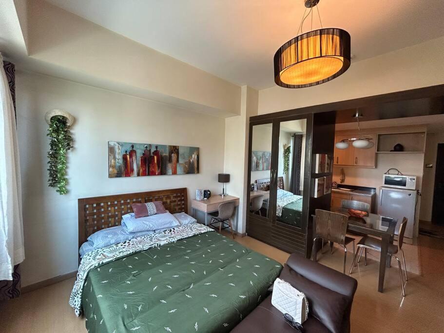 Studio Apartment in BGC The Fort, Manila (updated prices 2025)