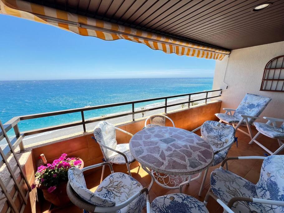 PUSHE Playa Velilla Beach & Tradition 3, Almuñécar (updated prices 2025)