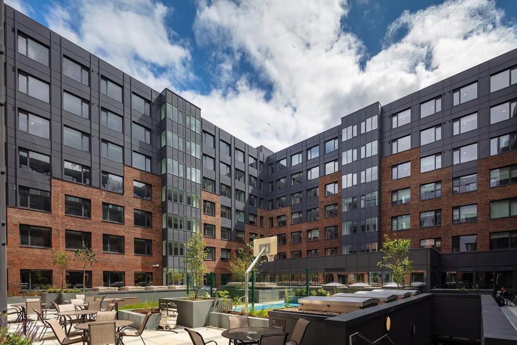 Canvas Point Campus Dublin Docklands, Dublin (updated prices 2026)