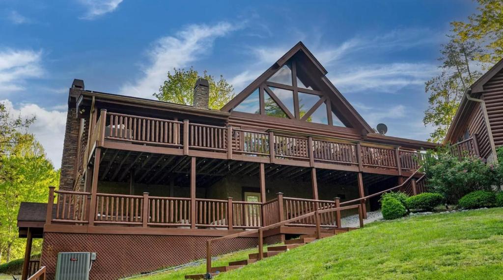 Great for families and groups Villa cabin, Sevierville (updated prices ...