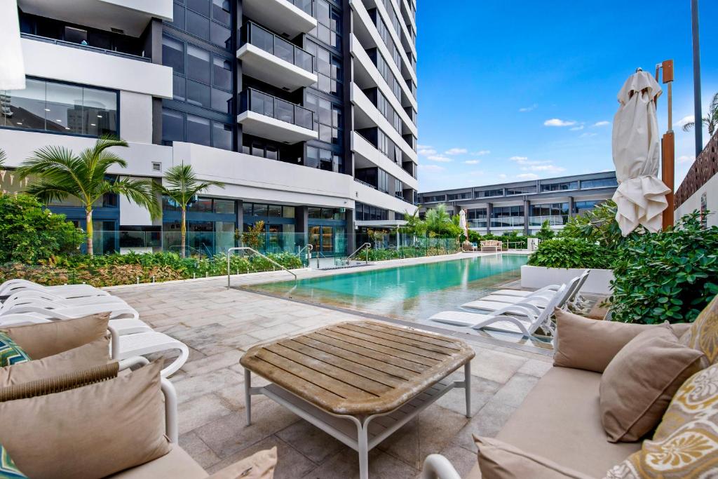 Ruby - Self Contained, Privately Managed Apartments, Gold Coast ...