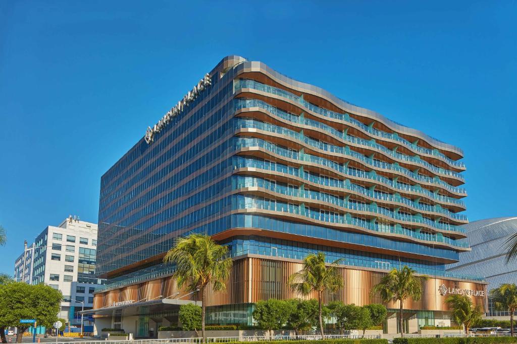 Lanson Place Mall of Asia Manila, Manila (updated prices 2026)