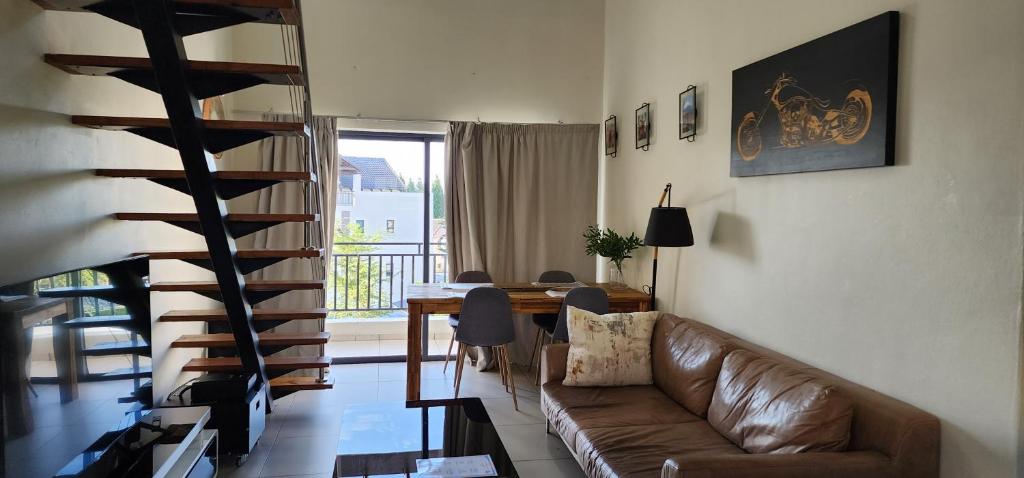 Dainfern Rooftop 2bed apartment, Fourways (updated prices 2026)