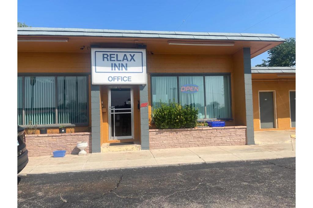 Relax Inn By OYO Clinton, Clinton (updated prices 2026)