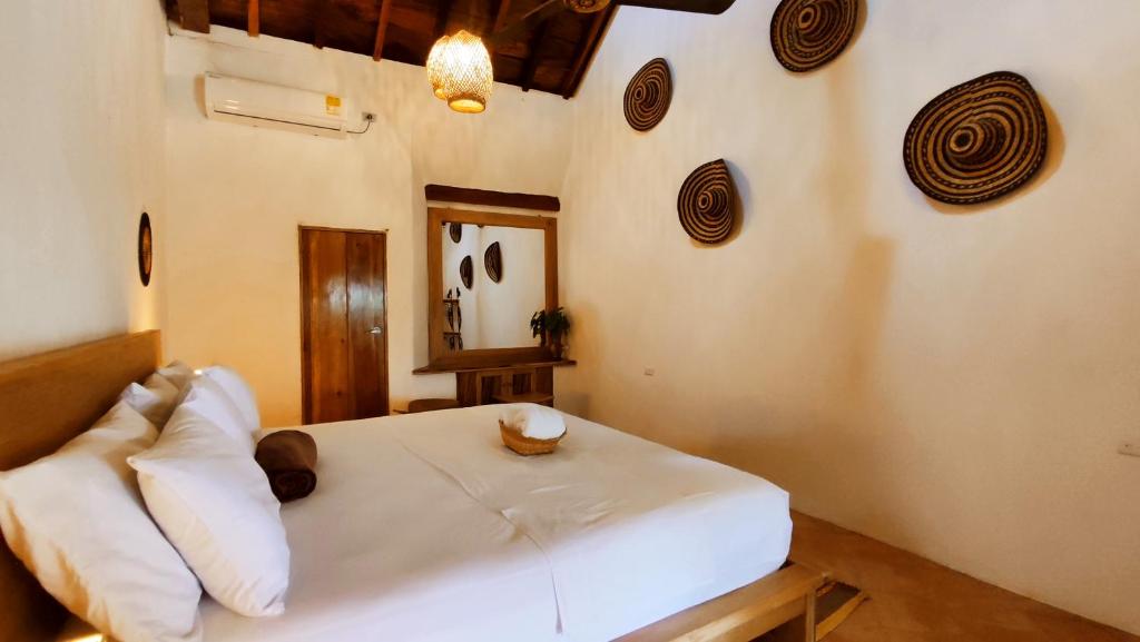 HOTEL NIETO MOMPOX, ubicado en el corazón del centro histórico, frente ...