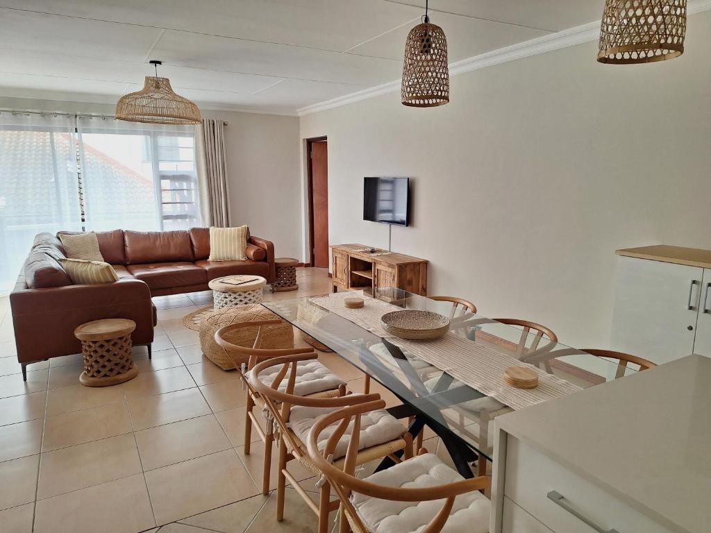 Sunset Bliss, Jeffreys Bay (updated prices 2025)