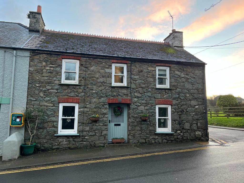 Carreg Llwyd cottage, Solva, Solva (updated prices 2025)