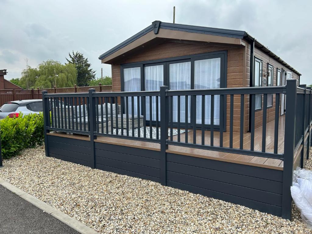 Kingfisher Lodge Long Acre Holiday Park, Evesham (updated prices 2025)