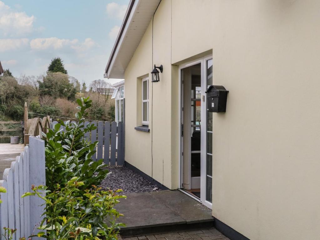 2 Carlton Cottage, Enniskillen (updated prices 2025)
