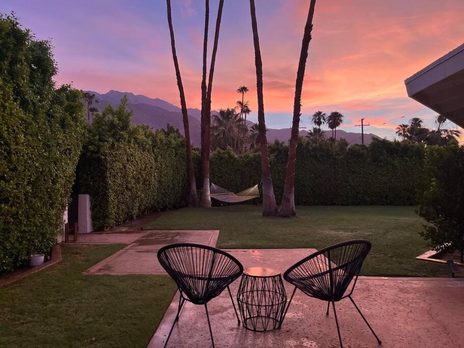 Mid-century Modern Gem w/ big yard beautiful views, Palm Springs (updated prices 2024)