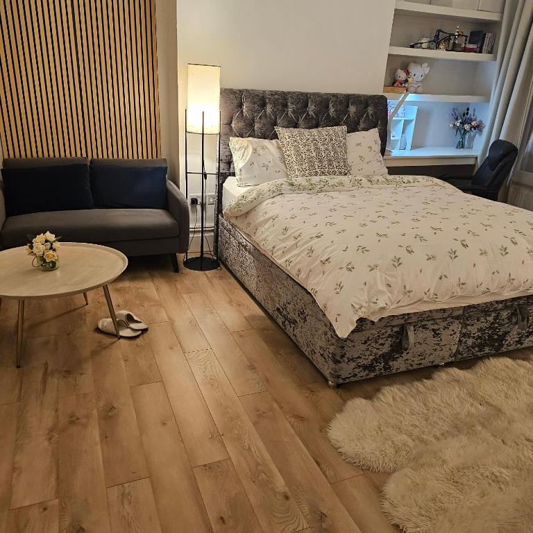 Hello Kitty, Manchester (updated prices 2025)