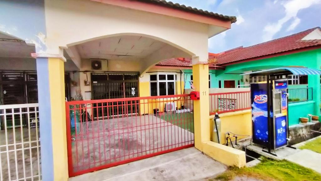 Homestay Melewar, Parit Raja (updated prices 2026)