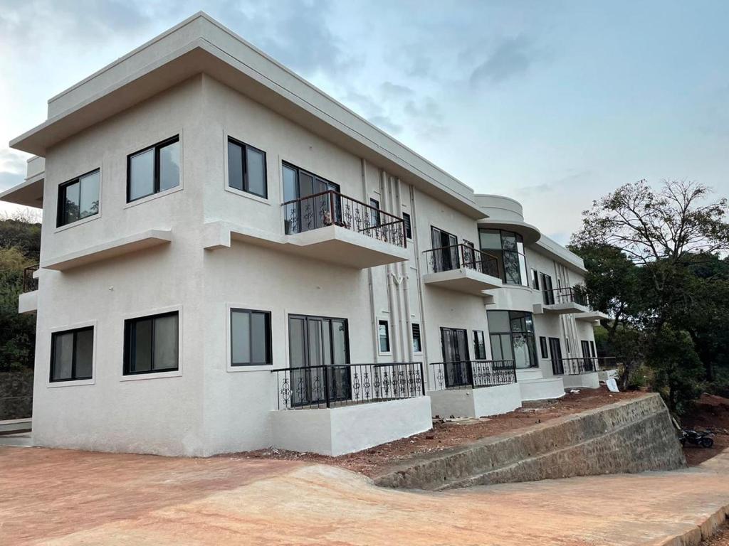 Pasaydan, Panchgani (updated prices 2025)