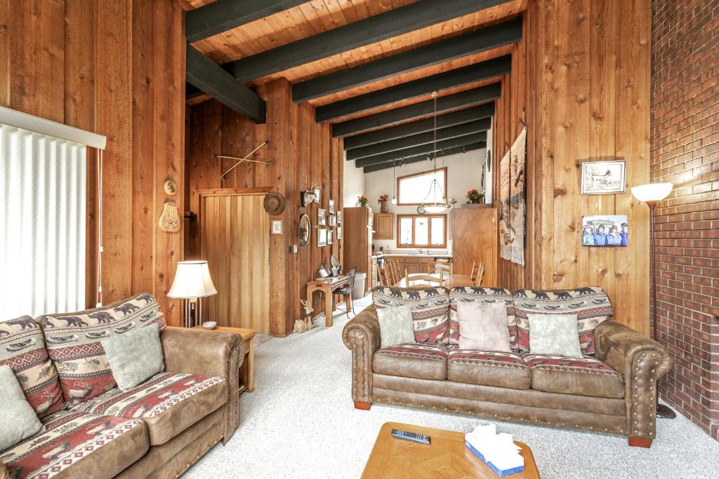 2009 W Chamonix Lane condo, Vail (updated prices 2024)
