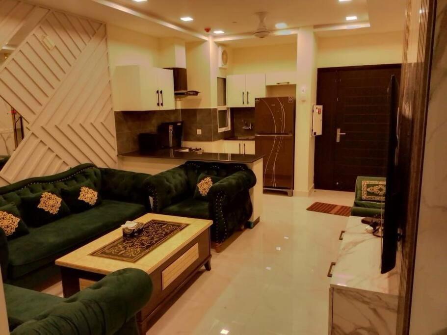 Your Modern Oasis, 1-Bed Apartment, Lahore (updated prices 2025)