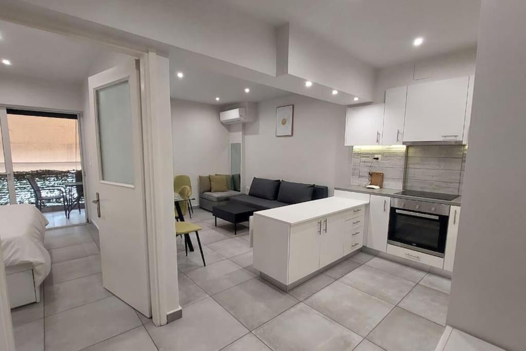 Wonderful flat in Kavouri, Athens (updated prices 2025)