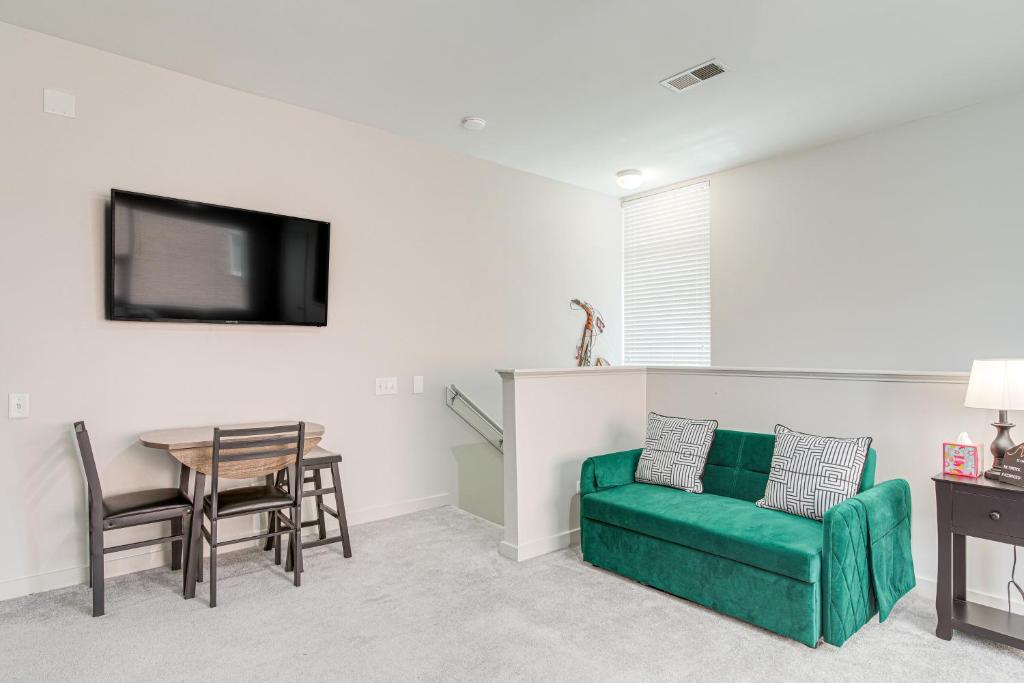 WFH-Friendly Memphis Studio Near Hospitals and Dtwn!, Memphis ...