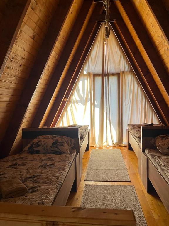 Planinska Kuća - Restaurant & bungalows, Han Pijesak (актуальные цены ...