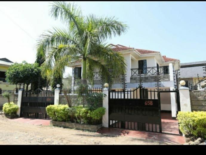 Suzzy 1,2,3,3 Bedrooms Apartments Millimani, Kisumu (precios ...