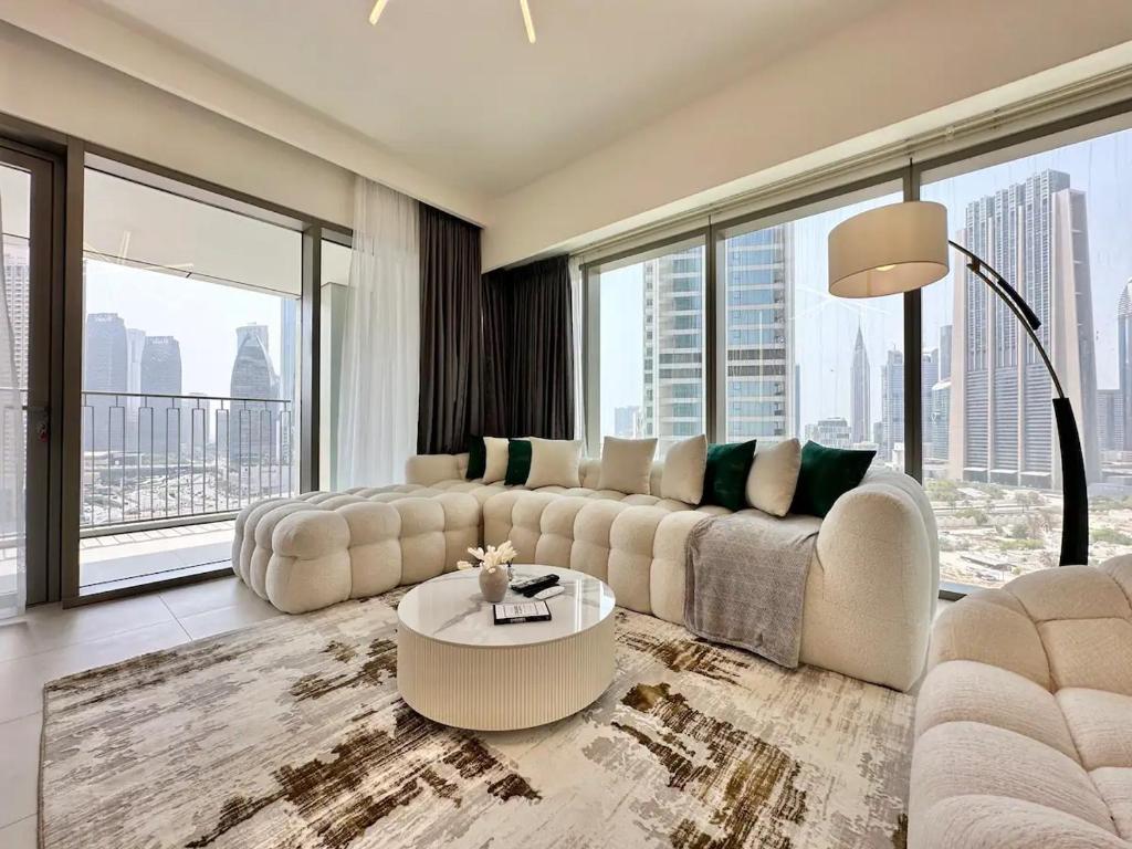 Lavish Style High floor, Dubai (updated prices 2025)