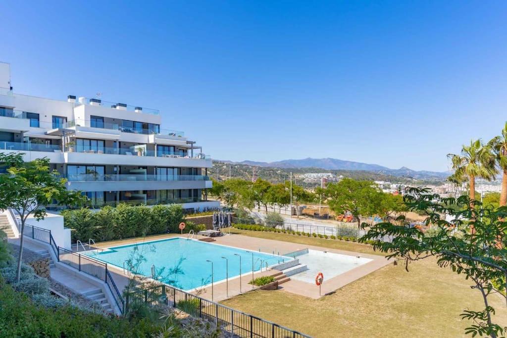 Modern apartment with sea view, Estepona (updated prices 2026)