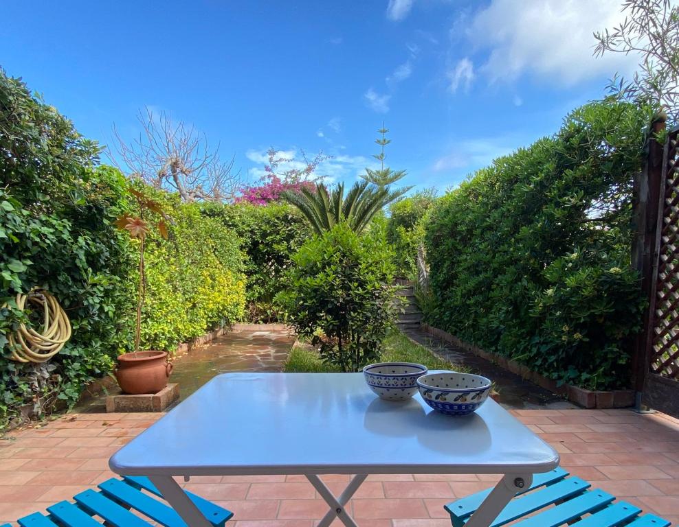 Appartamento con giardino a due passi dal mare e dal centro, Ischia ...