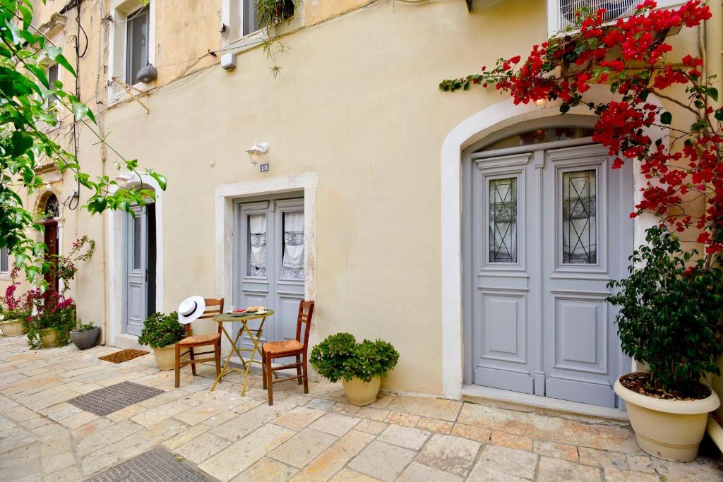 Domus Home, Corfu Town (updated prices 2025)
