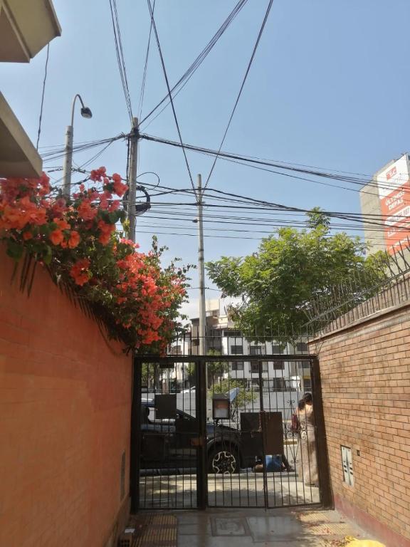 CASA, CUARTO MODERNO, HOUSE, MODERN ROOM, Lima – Preços atualizados 2024
