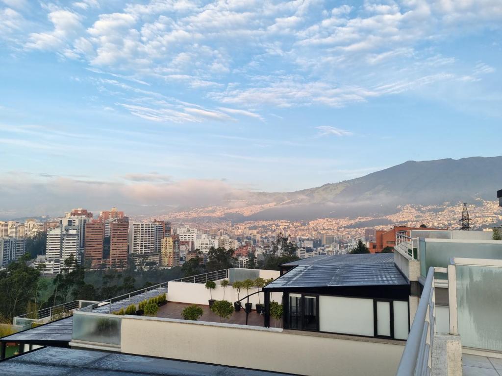 Espectacular departamento norte 3 habitaciones, Quito (tarifs ...