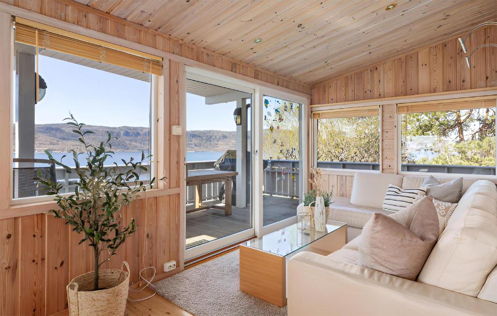 Cozy Home In Sande I Vestfold With Kitchen, Svelvik (updated prices 2024)