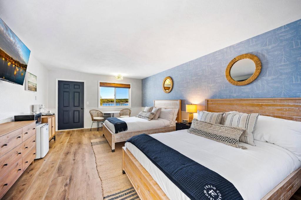 Fresh Coast Motel, Fish Creek (updated prices 2026)