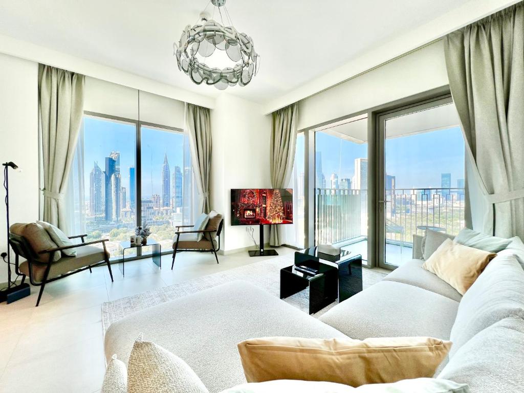 Downtown Views 2BR - Dubai Mall, Fountain & Burj Khalifa access, Dubai ...