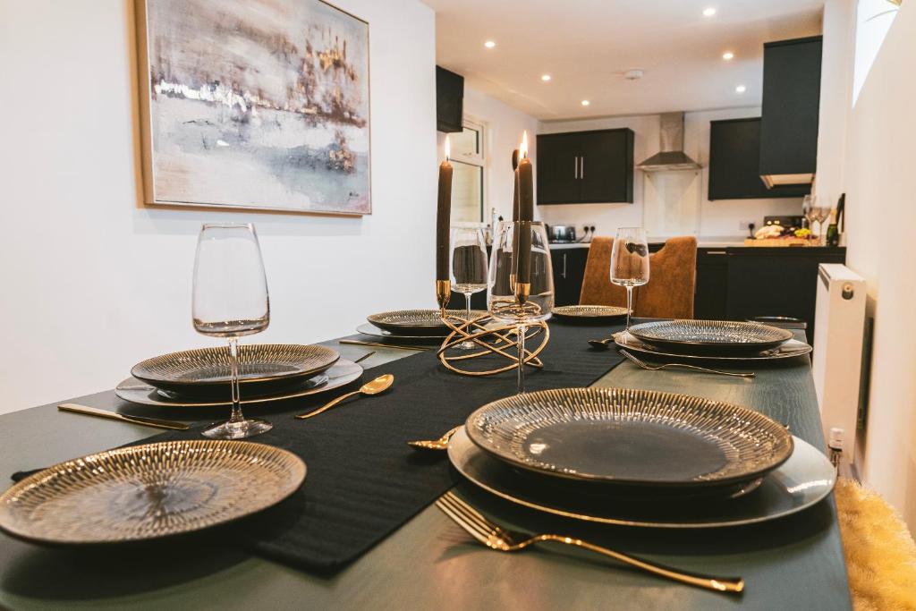 Tunstall House, Cheltenham (updated prices 2025)